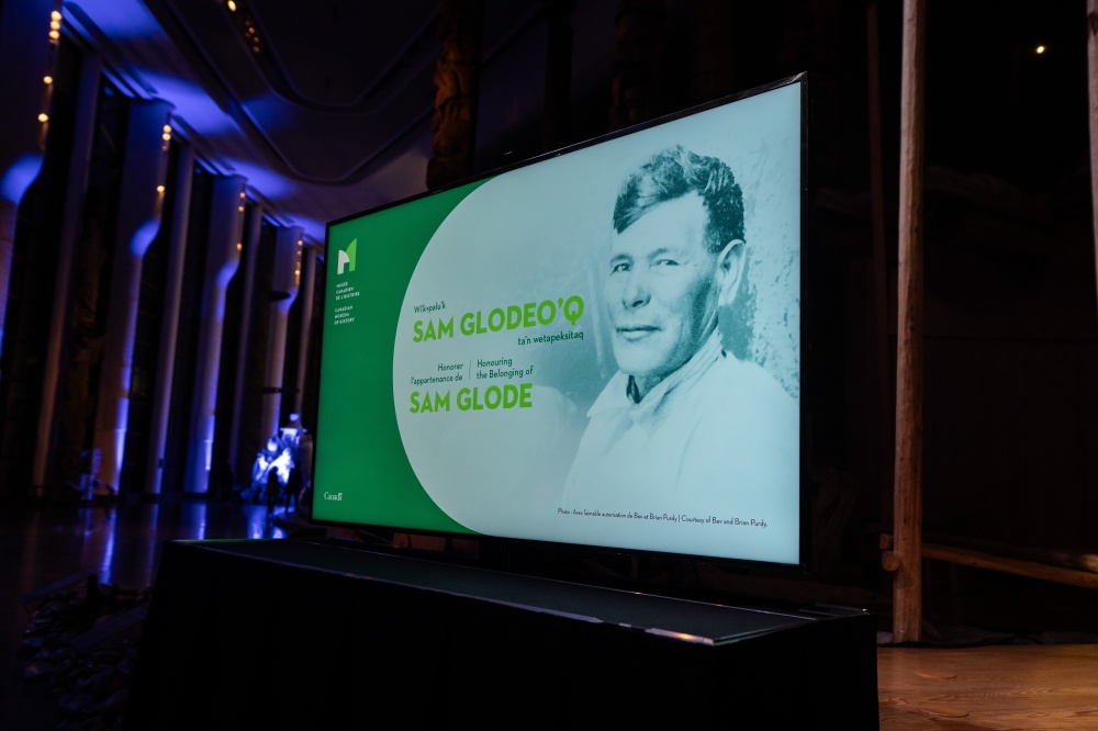 New Exhibit Opens at Canadian Museum of History: Honouring the ...